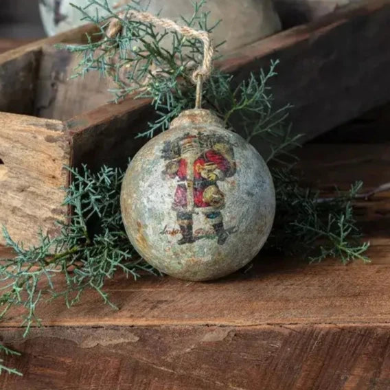 Vintage Santa Baring Gifts Ball Ornament Set | A Cottage in the City